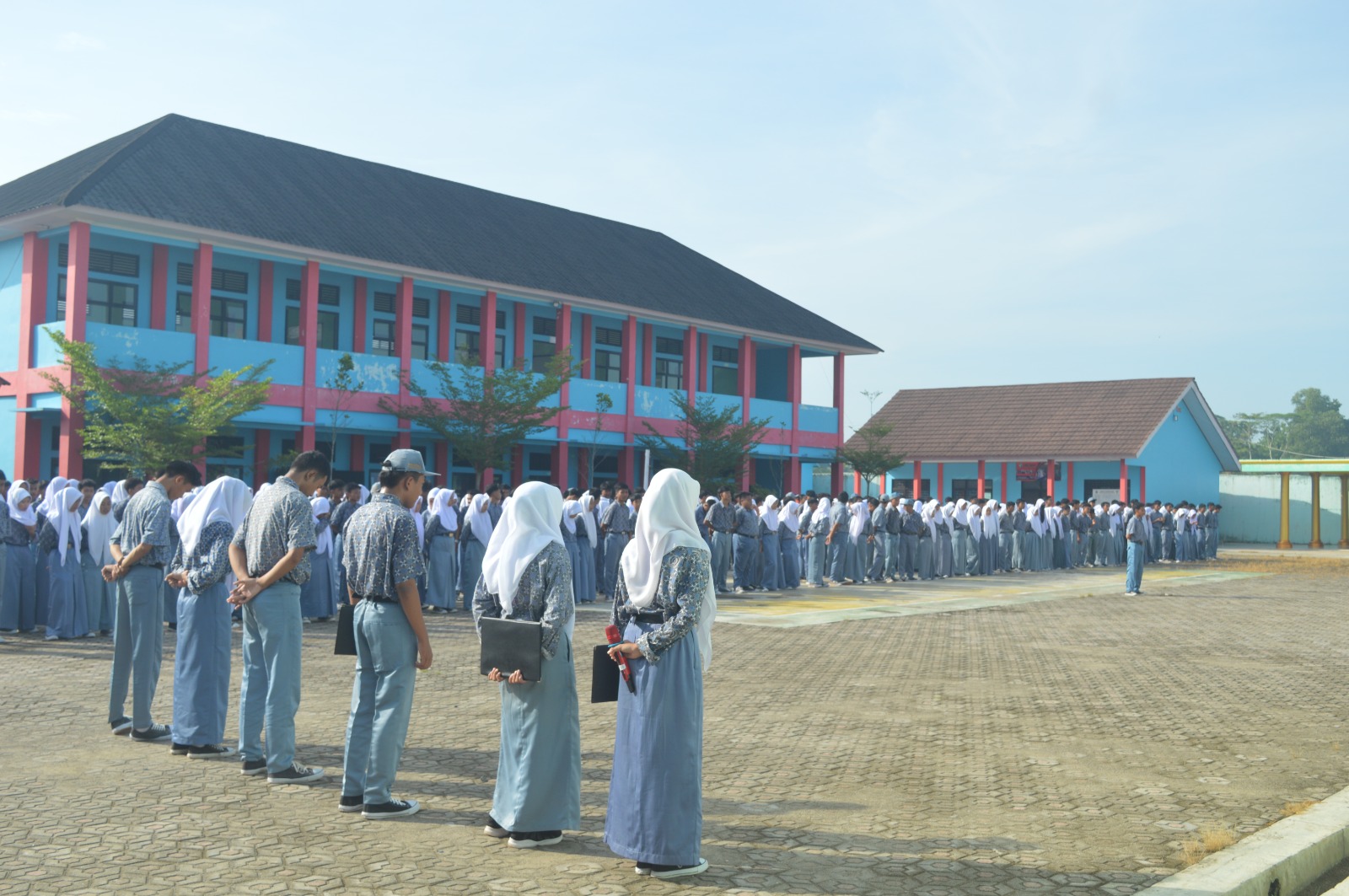 SMKN 5 Pandeglang Adakan Upacara Bendera Peringatan Hari Pendidikan ...